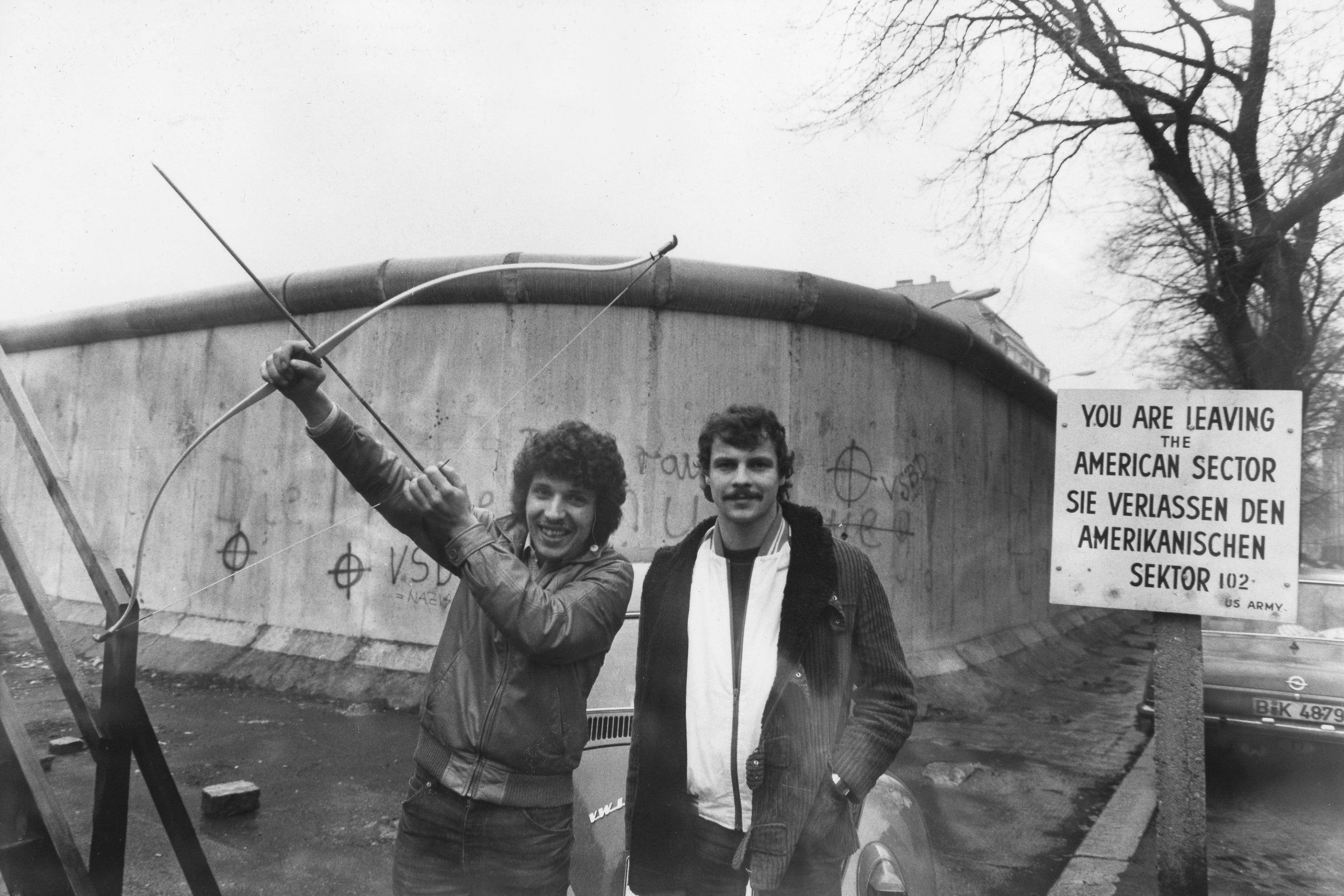 10 Things You May Not Know About the Berlin Wall | HISTORY