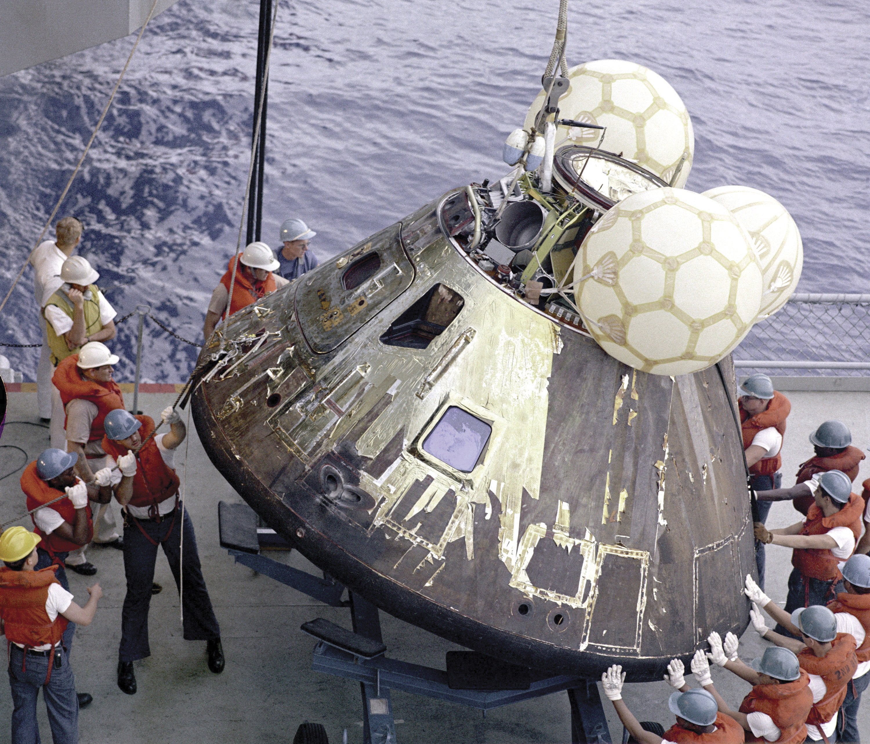 What Went Wrong on Apollo 13? | HISTORY