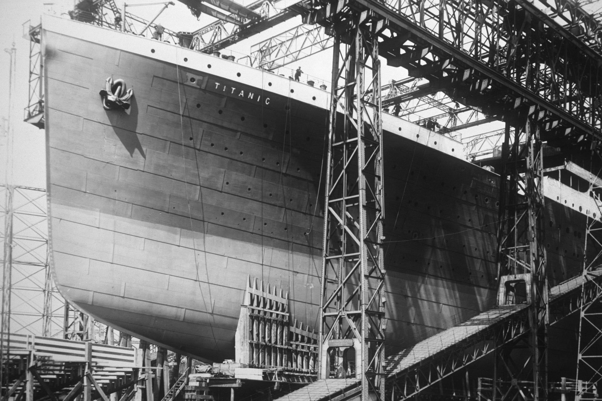 Titanic by the Numbers: From Construction to Disaster to Discovery ...