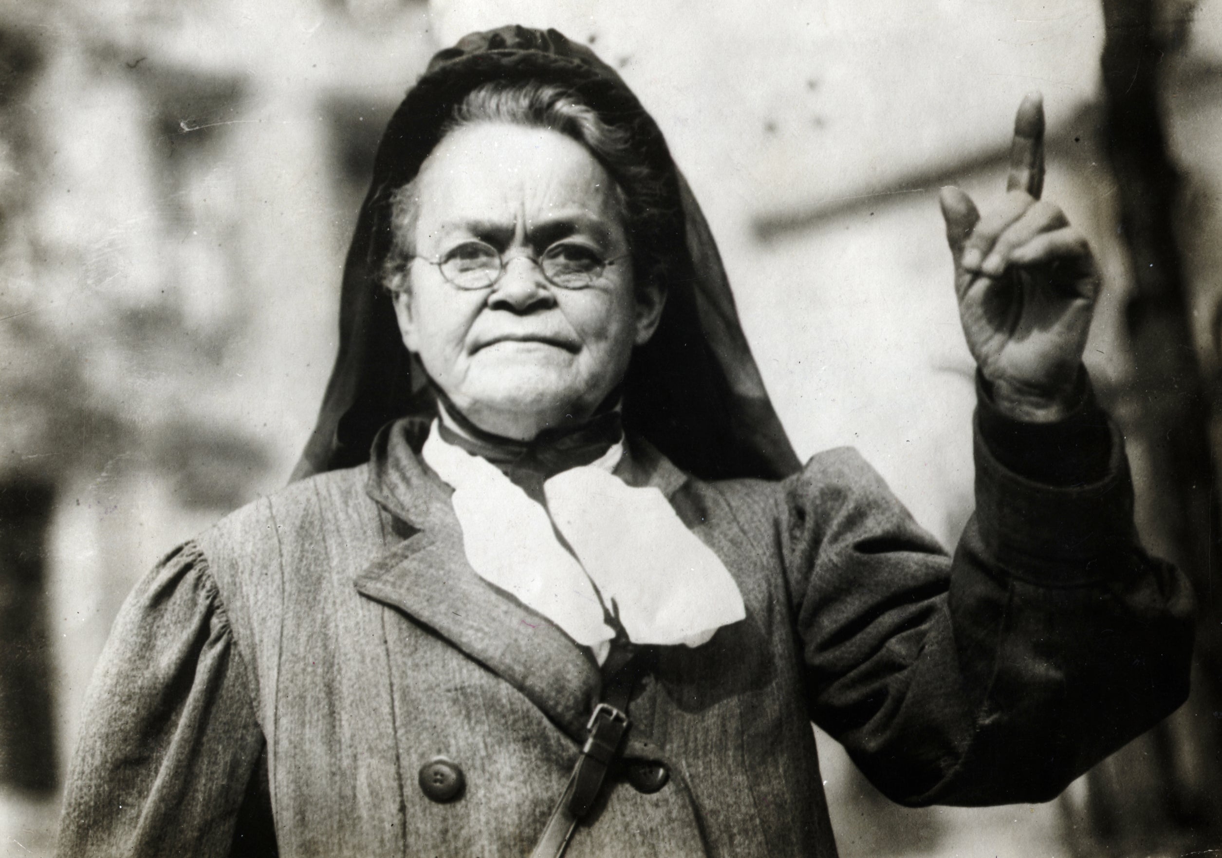 Activist Carry Nation Used a Hatchet to Smash Booze Bottles Before ...