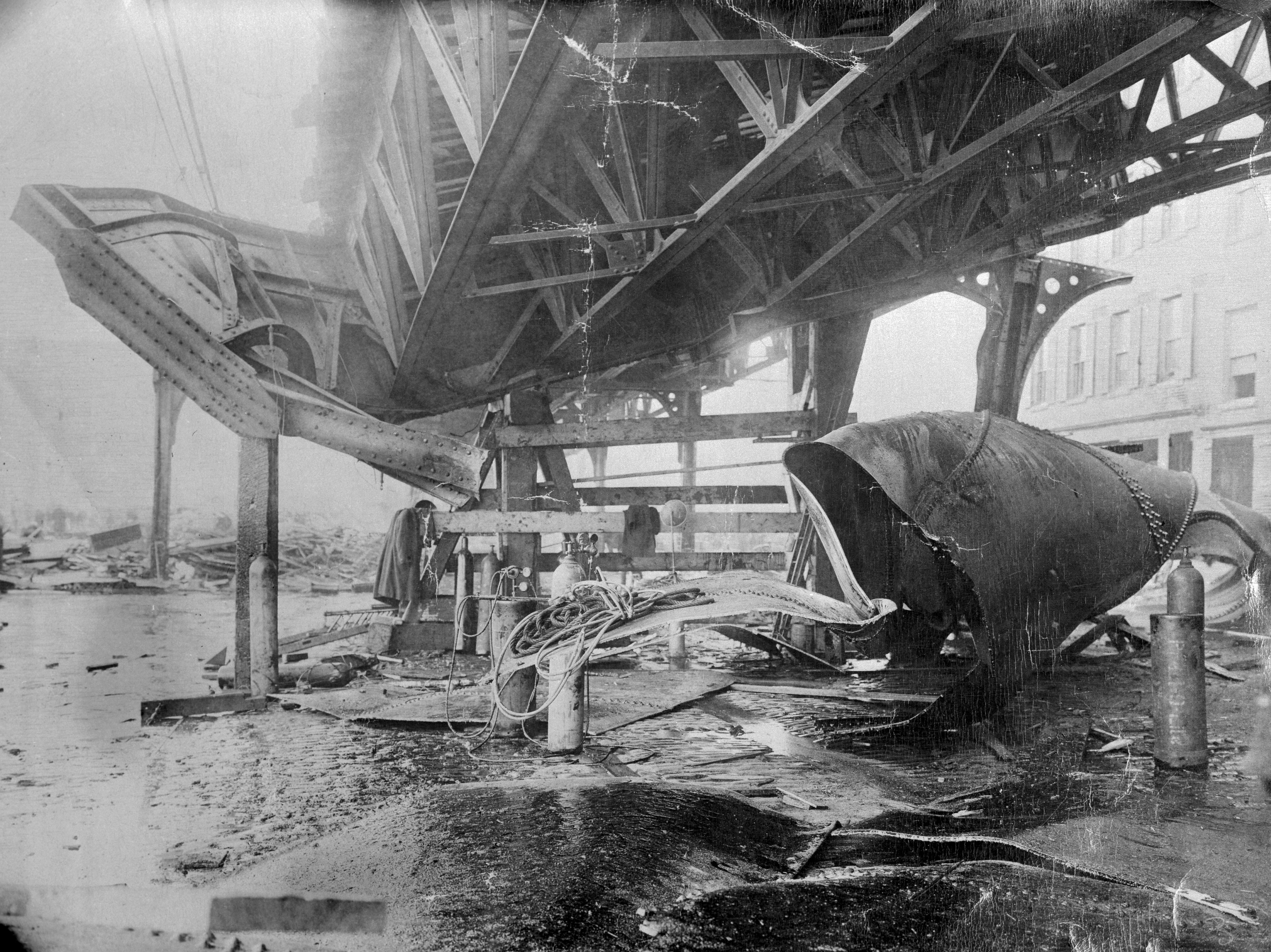 The Great Molasses Flood of 1919 | HISTORY