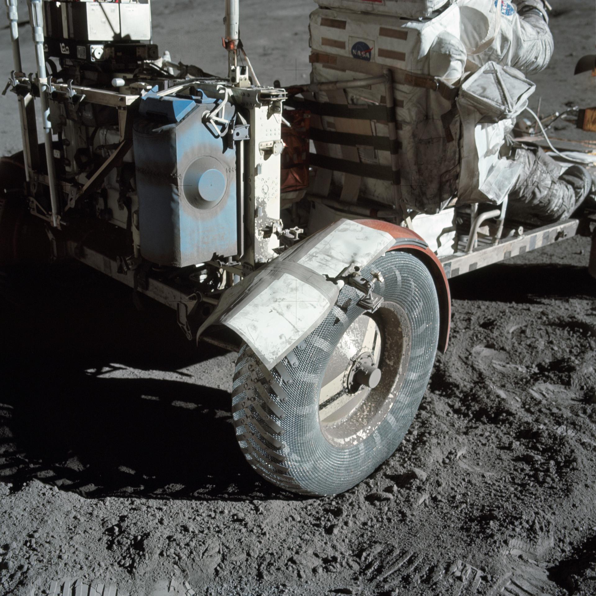The Amazing Handmade Tech That Powered Apollo 11’s Moon Voyage | HISTORY
