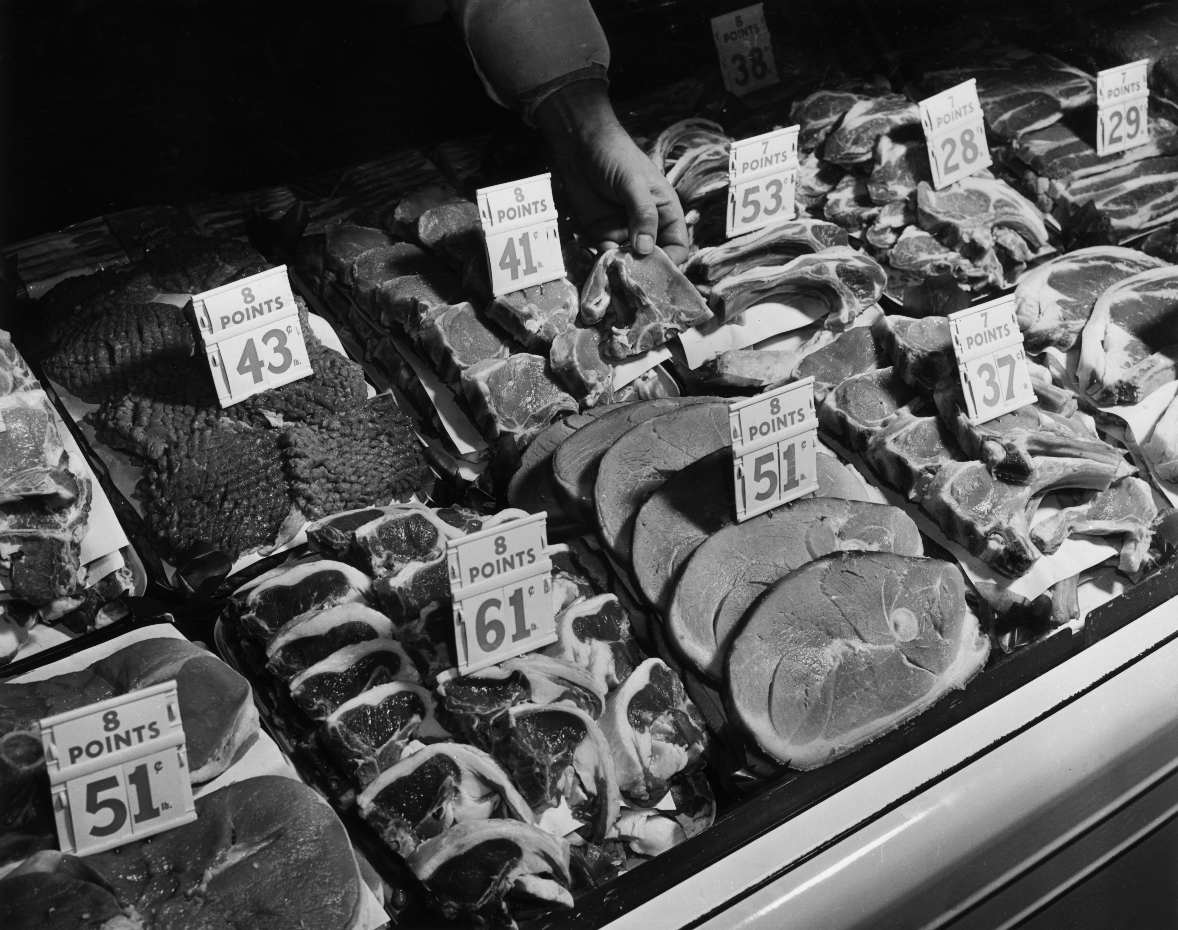 The Post World War II Boom: How America Got Into Gear | HISTORY