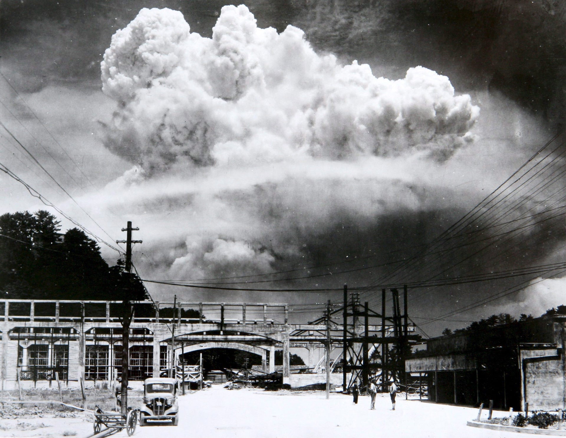 Photos: Hiroshima and Nagasaki, Before and After the Bombs | HISTORY