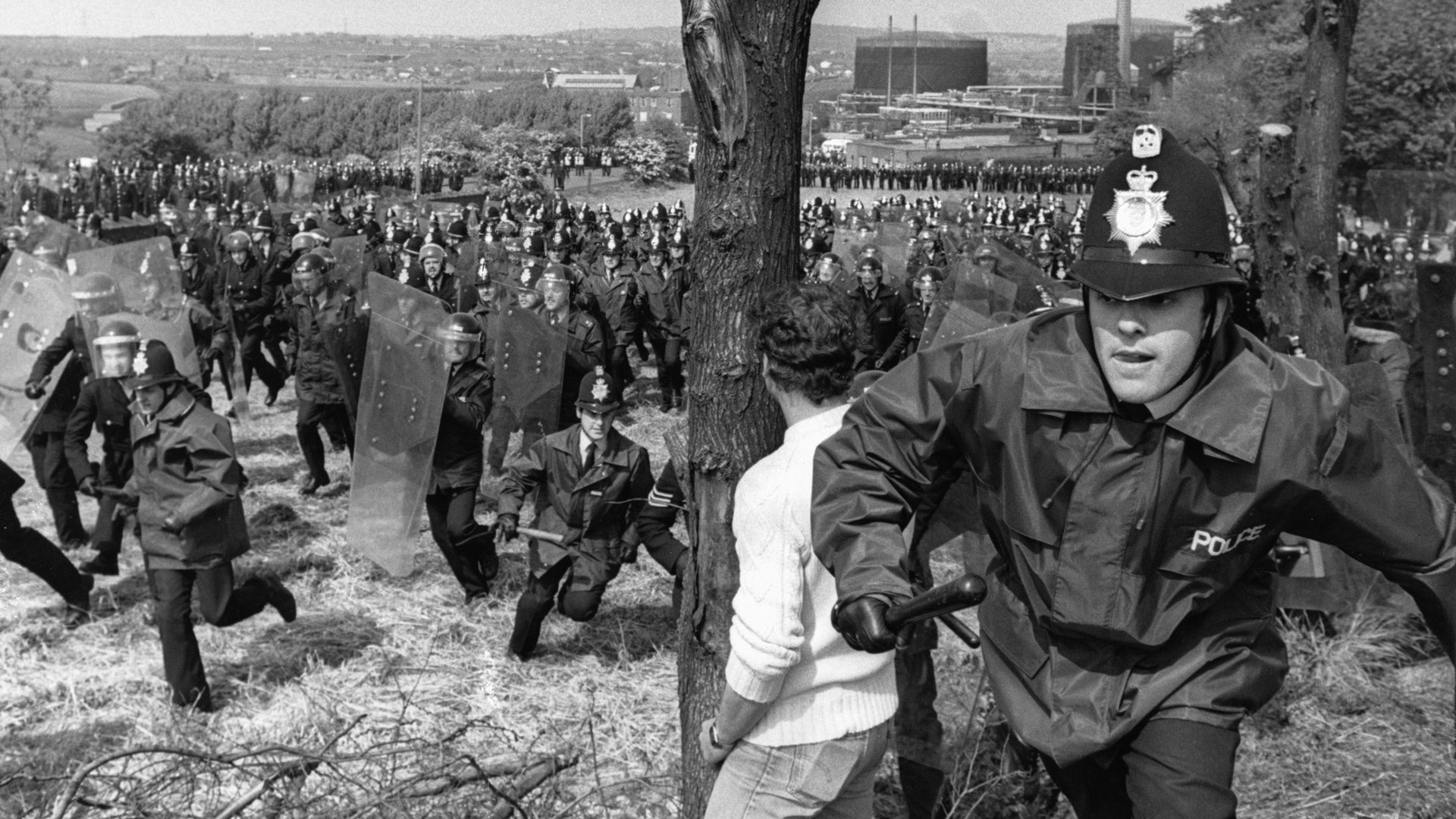 When Margaret Thatcher Crushed a British Miners’ Strike | HISTORY