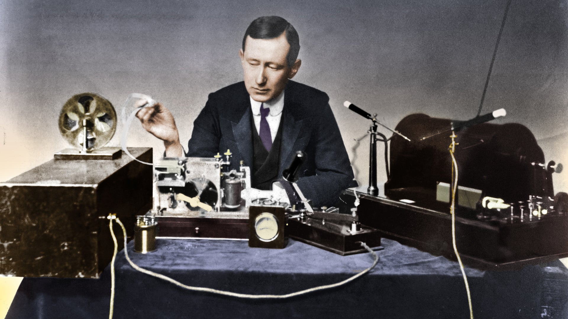 8 Groundbreaking Inventions from the Second Industrial Revolution | HISTORY