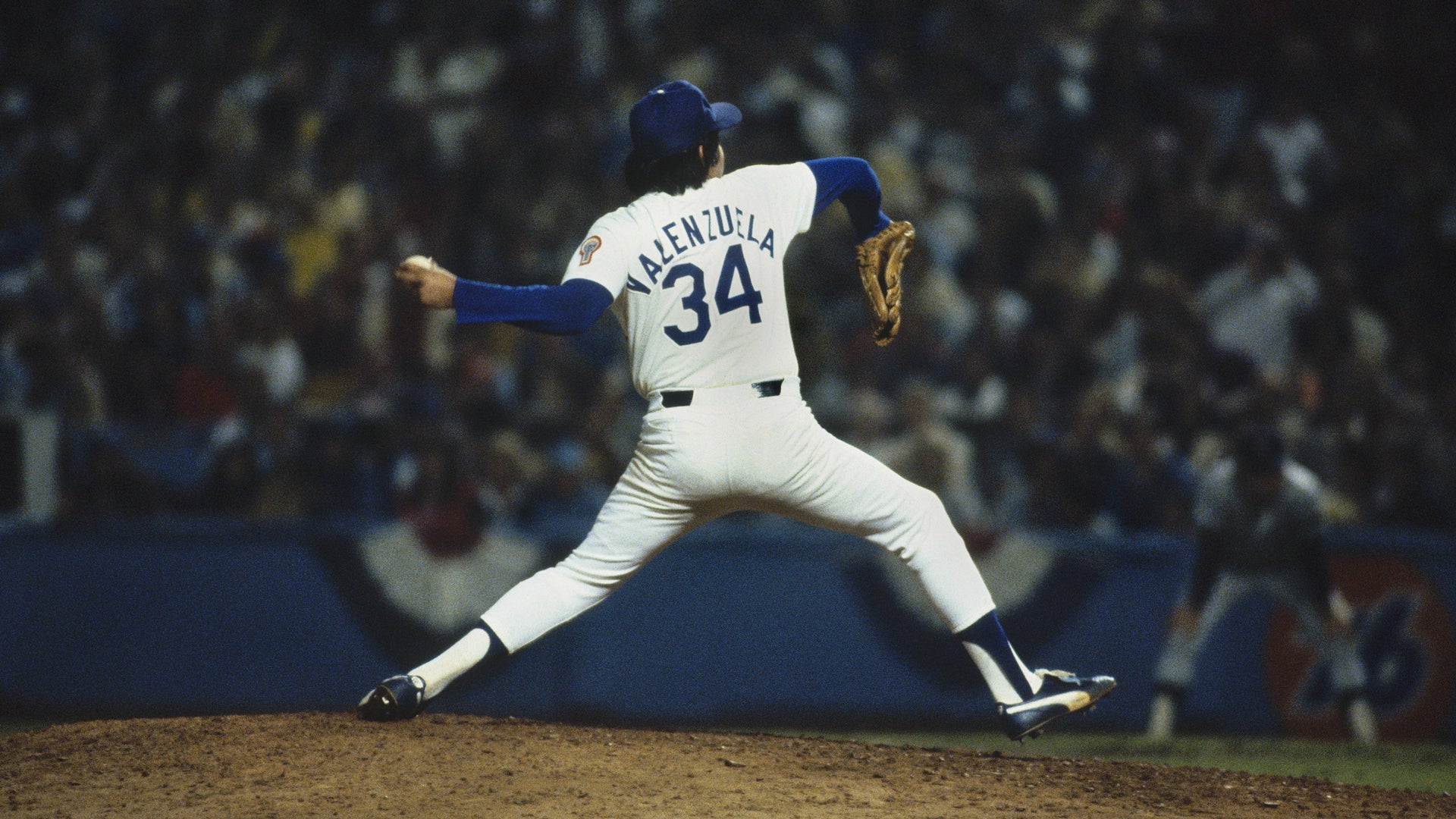 When 20‑Year‑Old Rookie Fernando Valenzuela Captivated LA—and Major ...