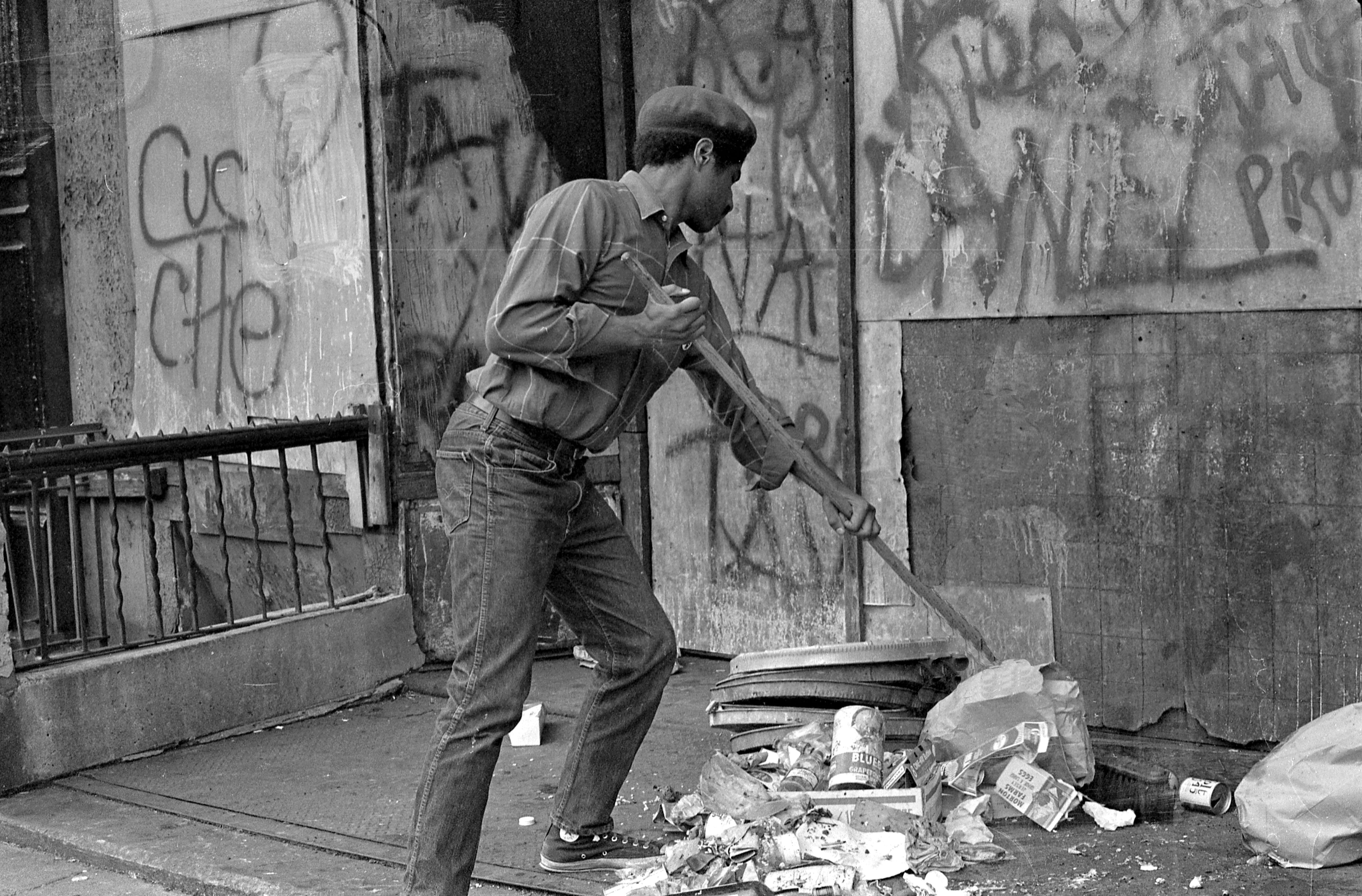 When the Young Lords Put Garbage on Display to Demand Change | HISTORY