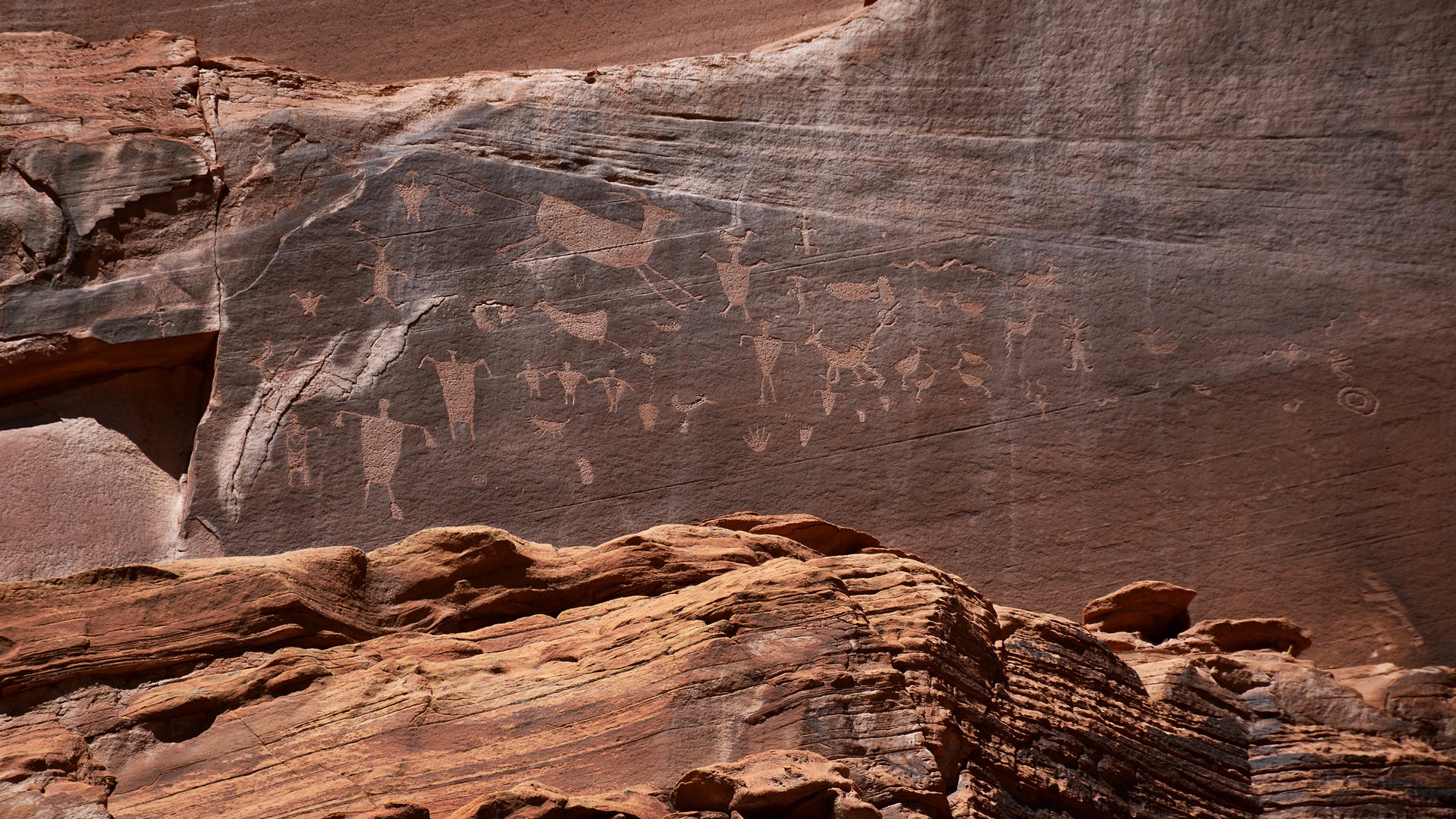 What Prehistoric Cave Paintings Reveal About Early Human Life | HISTORY