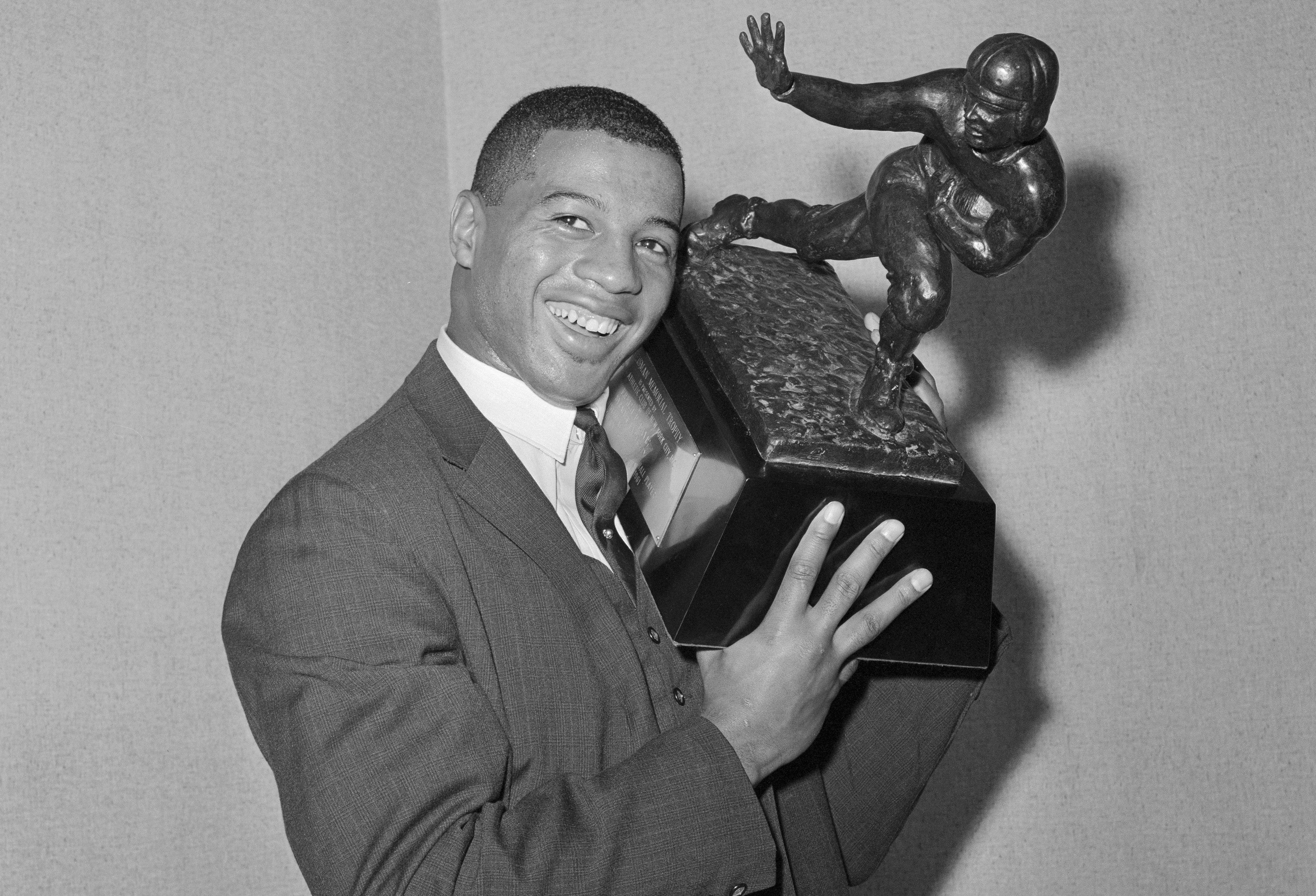 The Surprising Stories of 7 Heisman Trophy Winners | HISTORY