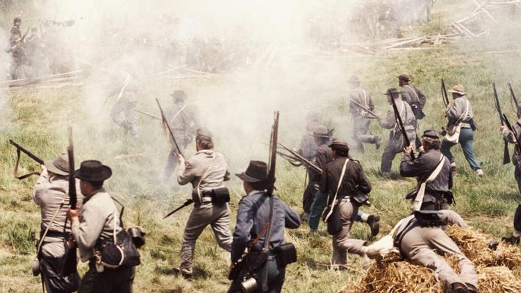 How Photos from the Battle of Antietam Revealed the American Civil War ...