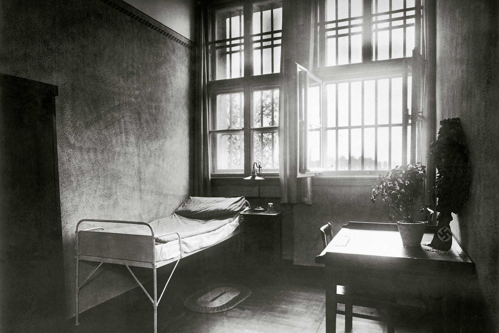 How Hitler's Failed Beer Hall Putsch Helped Fuel His Rise | HISTORY