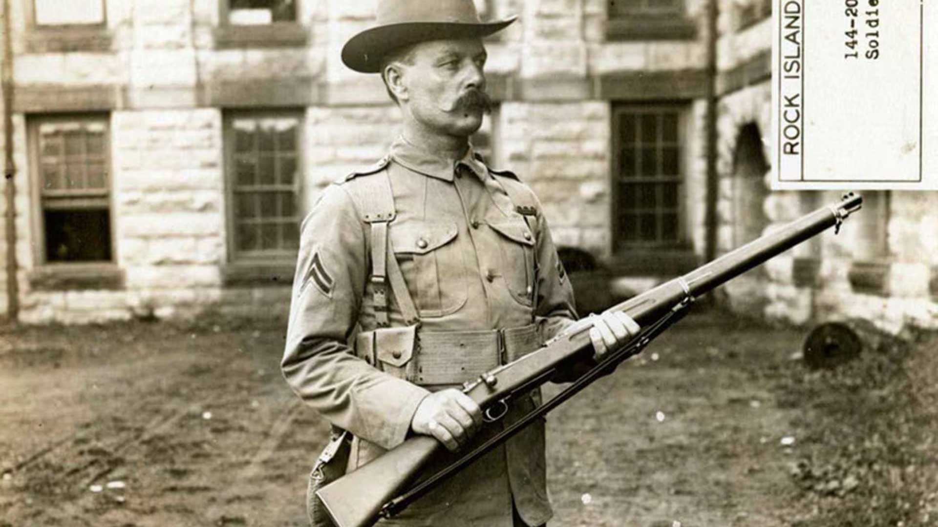 11 Objects Carried by World War I Infantrymen | HISTORY