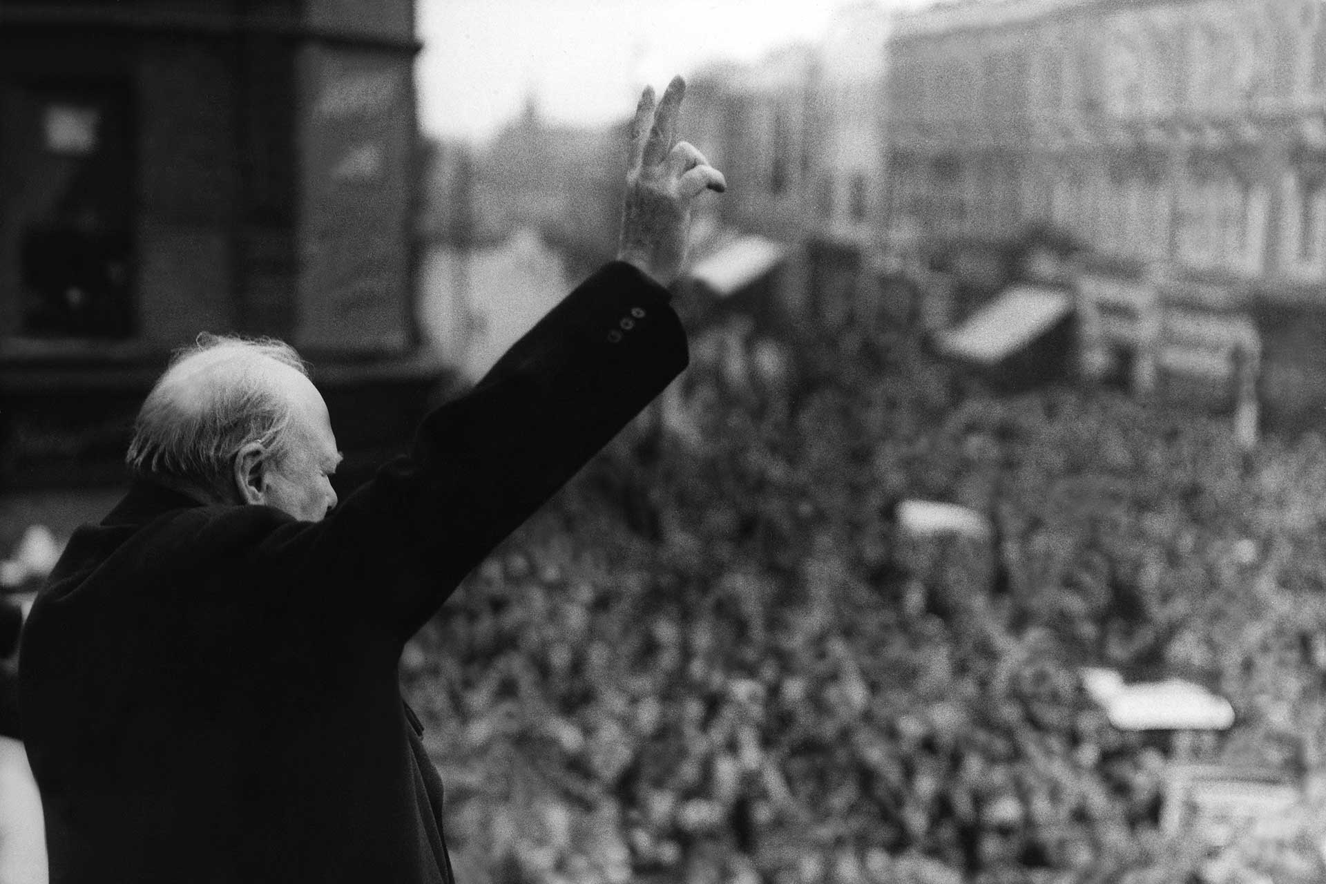 How the V‑Sign Came to Represent Victory, Then Peace | HISTORY